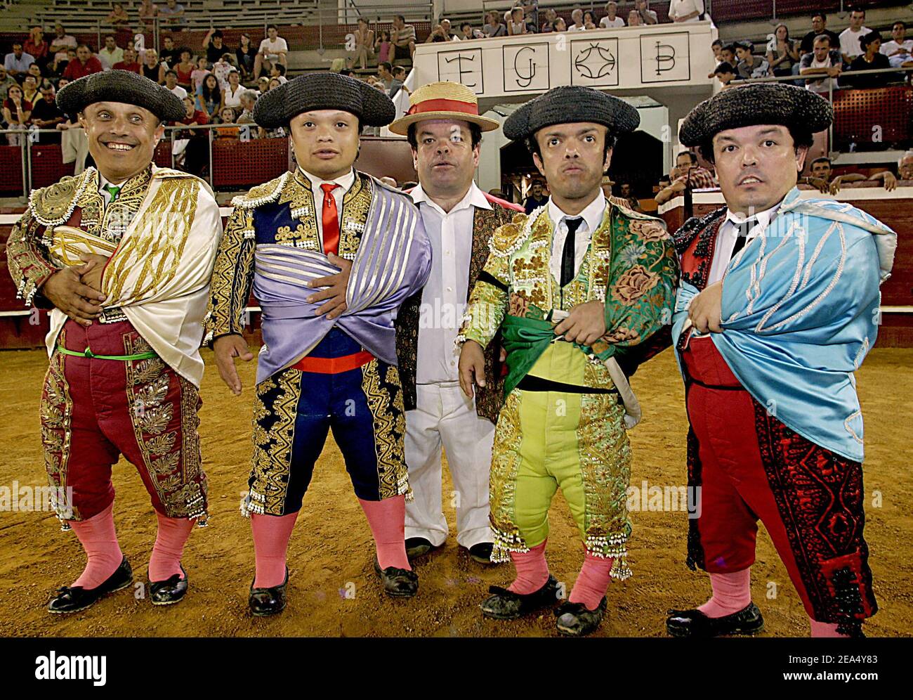Bullfighter dwarfs of the Spanish Corrida Dwarfs Company are fighting ...