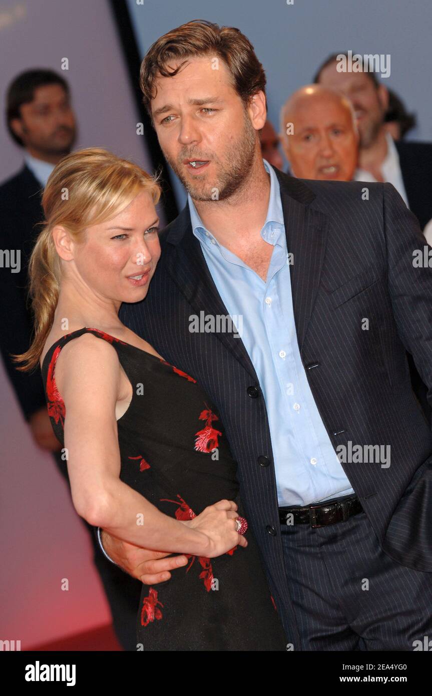 Russell Crowe And Renee Zellweger