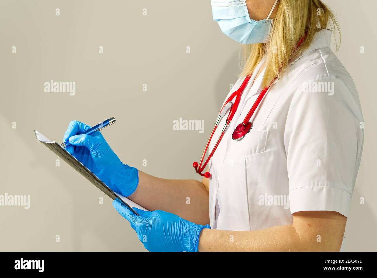 Doctor appointment in diary hi-res stock photography and images - Alamy