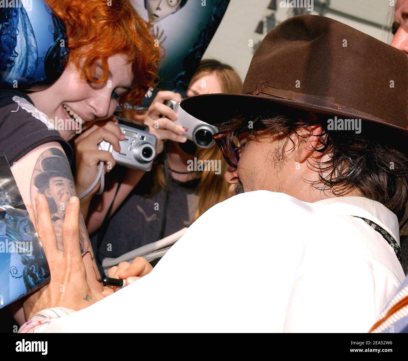 Johnny Depp is honored with hand and footprint ceremony at Grauman's ...