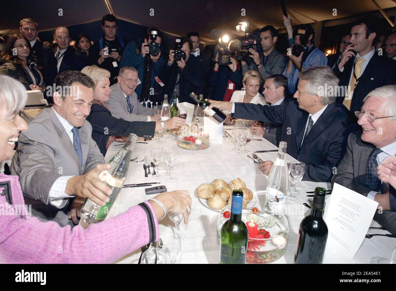 Journée à boire hi-res stock photography and images - Alamy