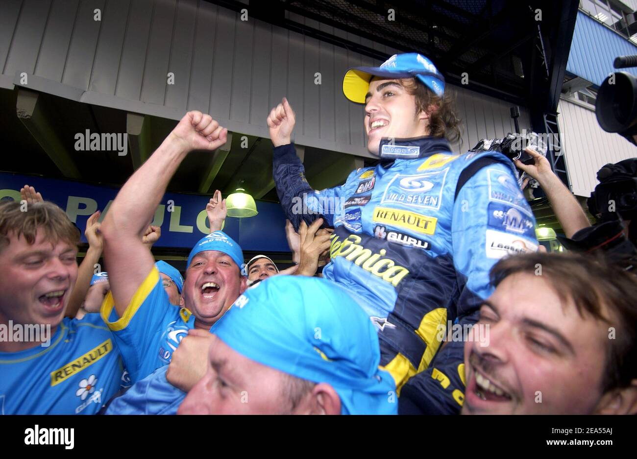 2005 formula one world champion hi-res stock photography and images - Alamy