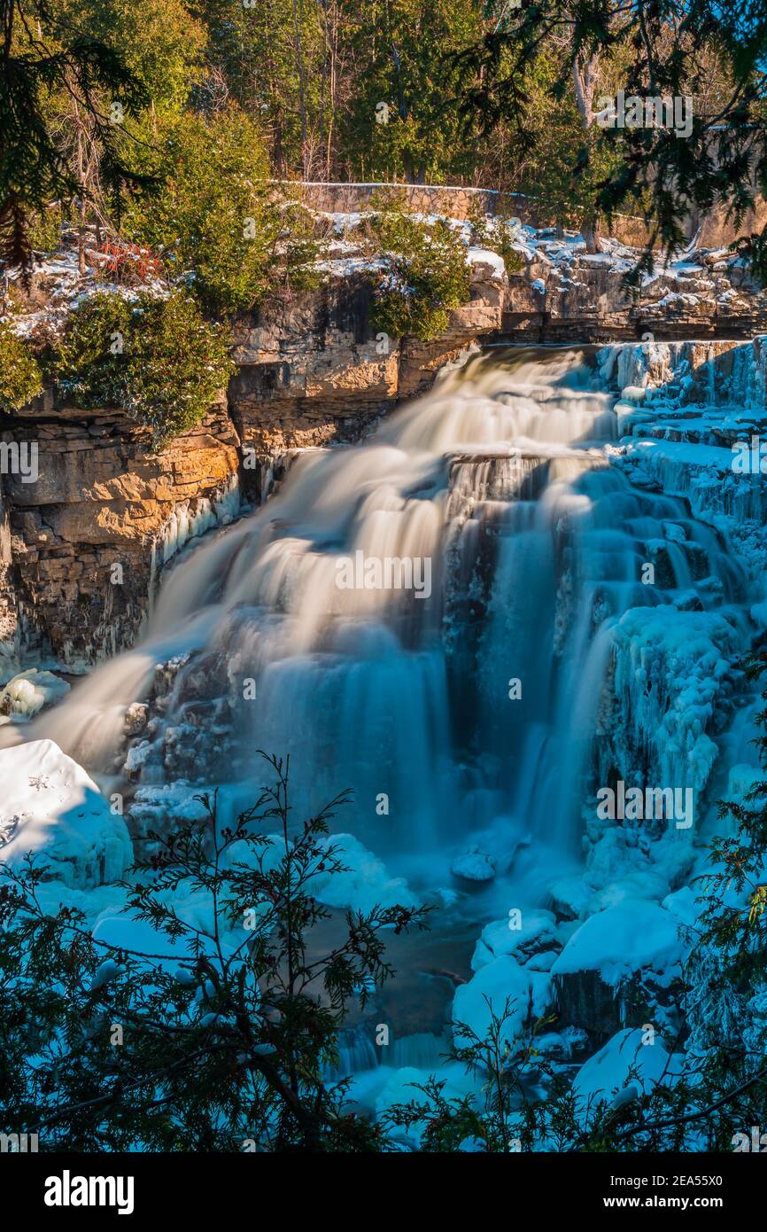 Inglis falls hike hi-res stock photography and images - Alamy