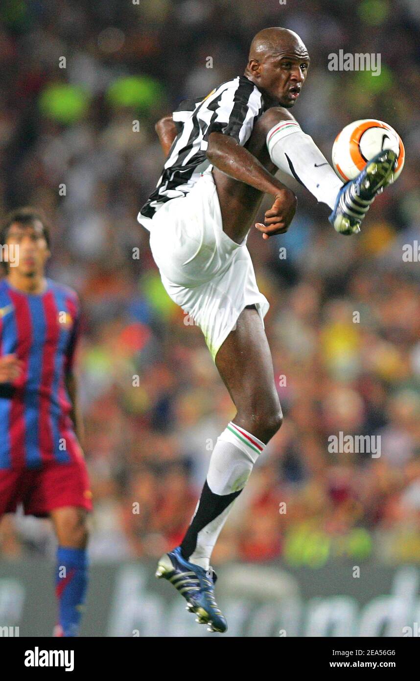 Juventus 2005 vieira hi-res stock photography and images - Alamy