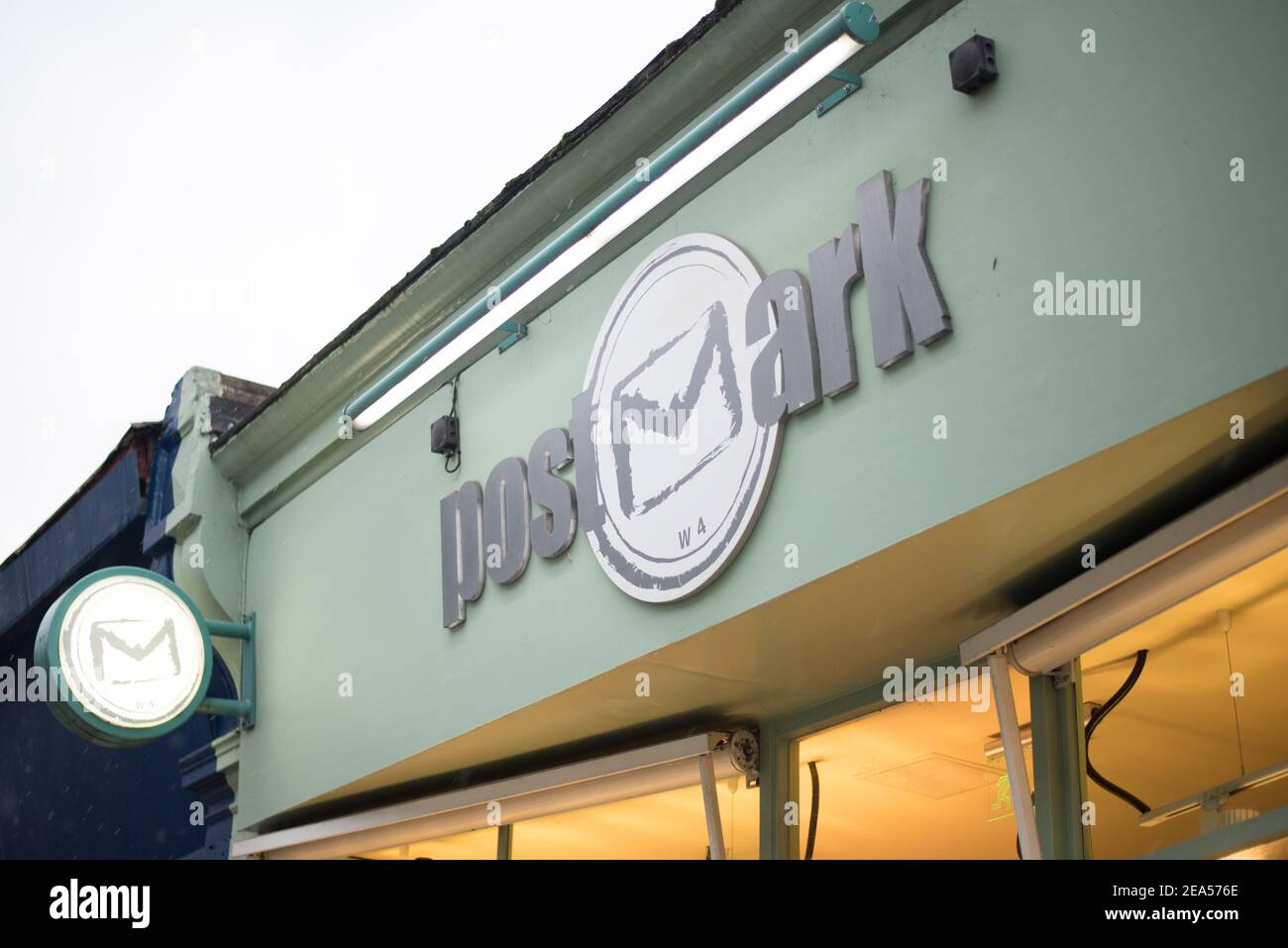 Logo Shop Sign Store Brand Front Retail Retailer Company High Quality ...