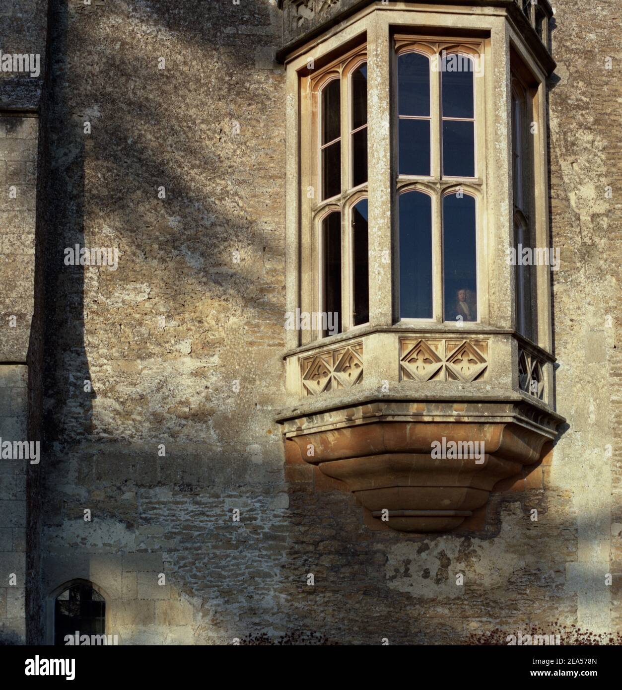 Historic building facade windows Stock Photo - Alamy