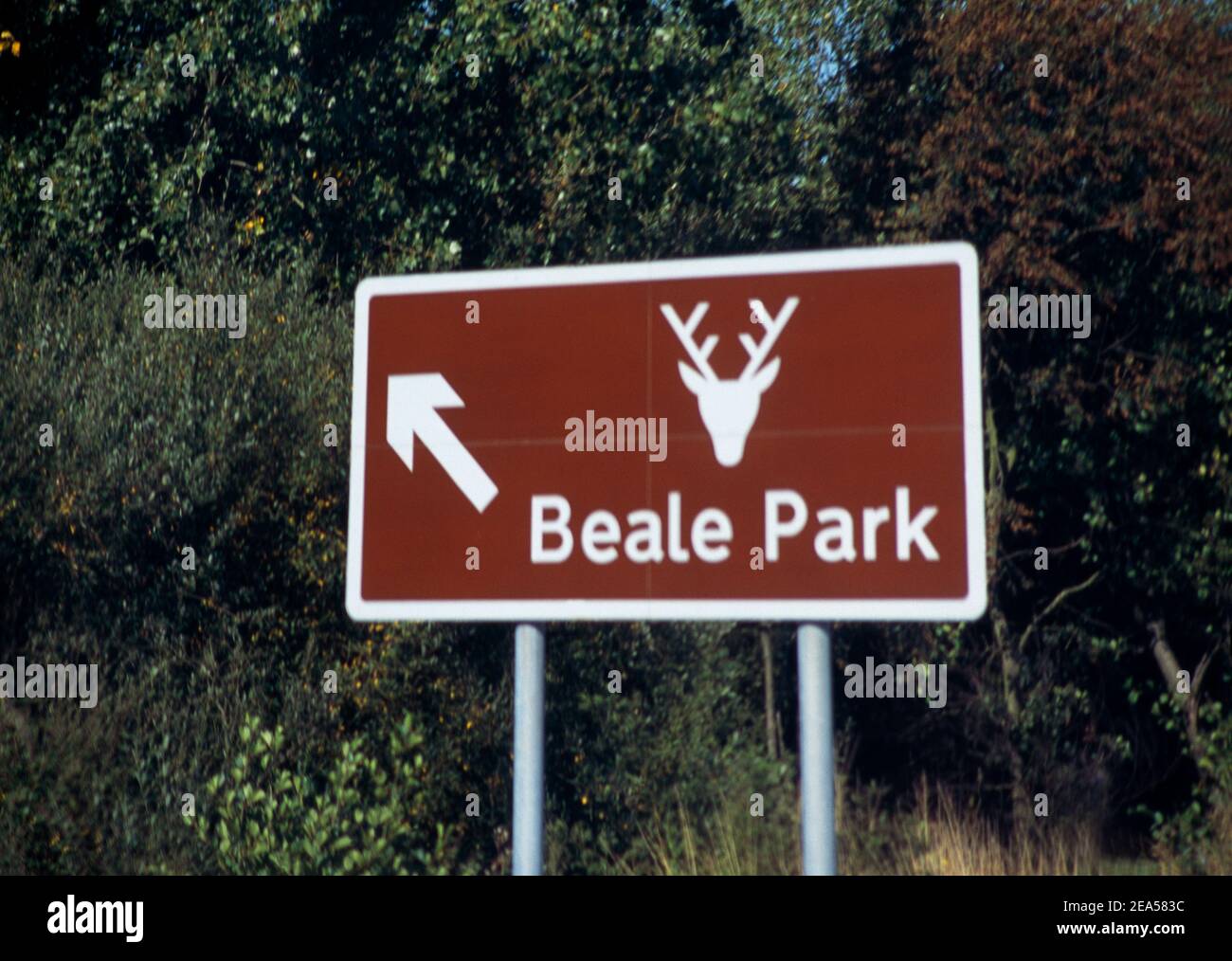 Beale Park Sign on m4 Motorway England Stock Photo - Alamy