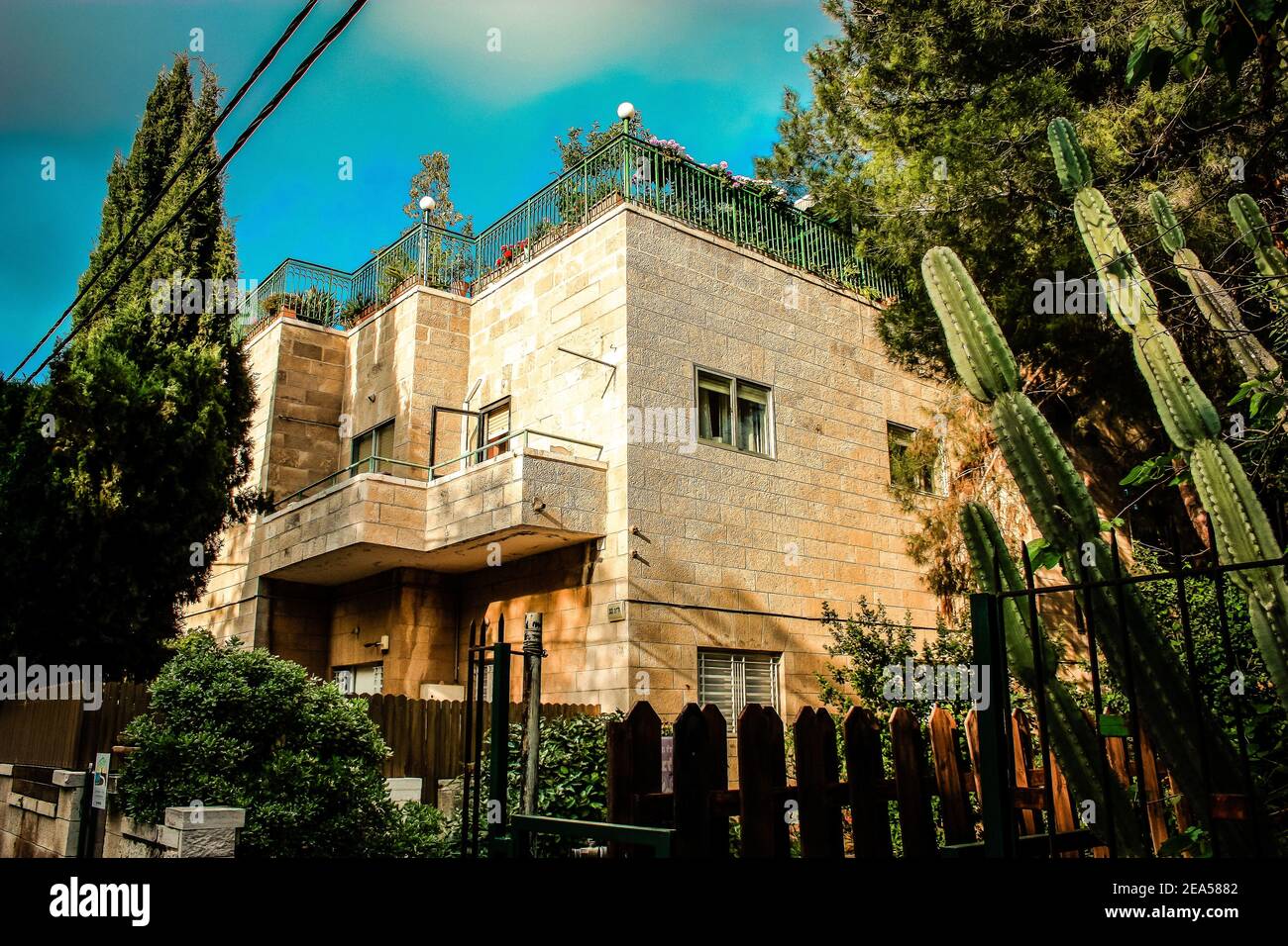 Jerusalem Israel December 13, 2019 View of the facade of a modern ...