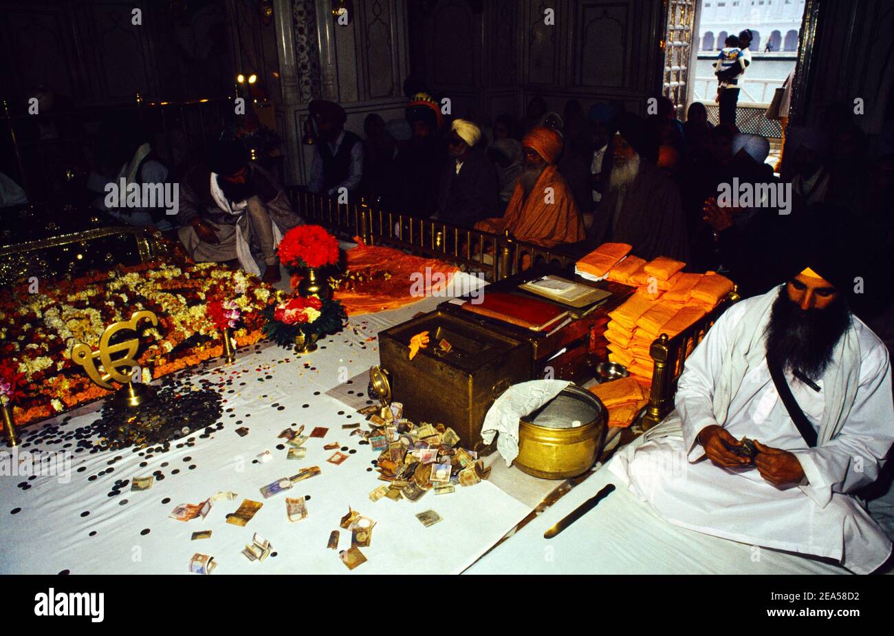Amritsar India Offerings Inside Harmandir Sahib - First Floor of Golden ...