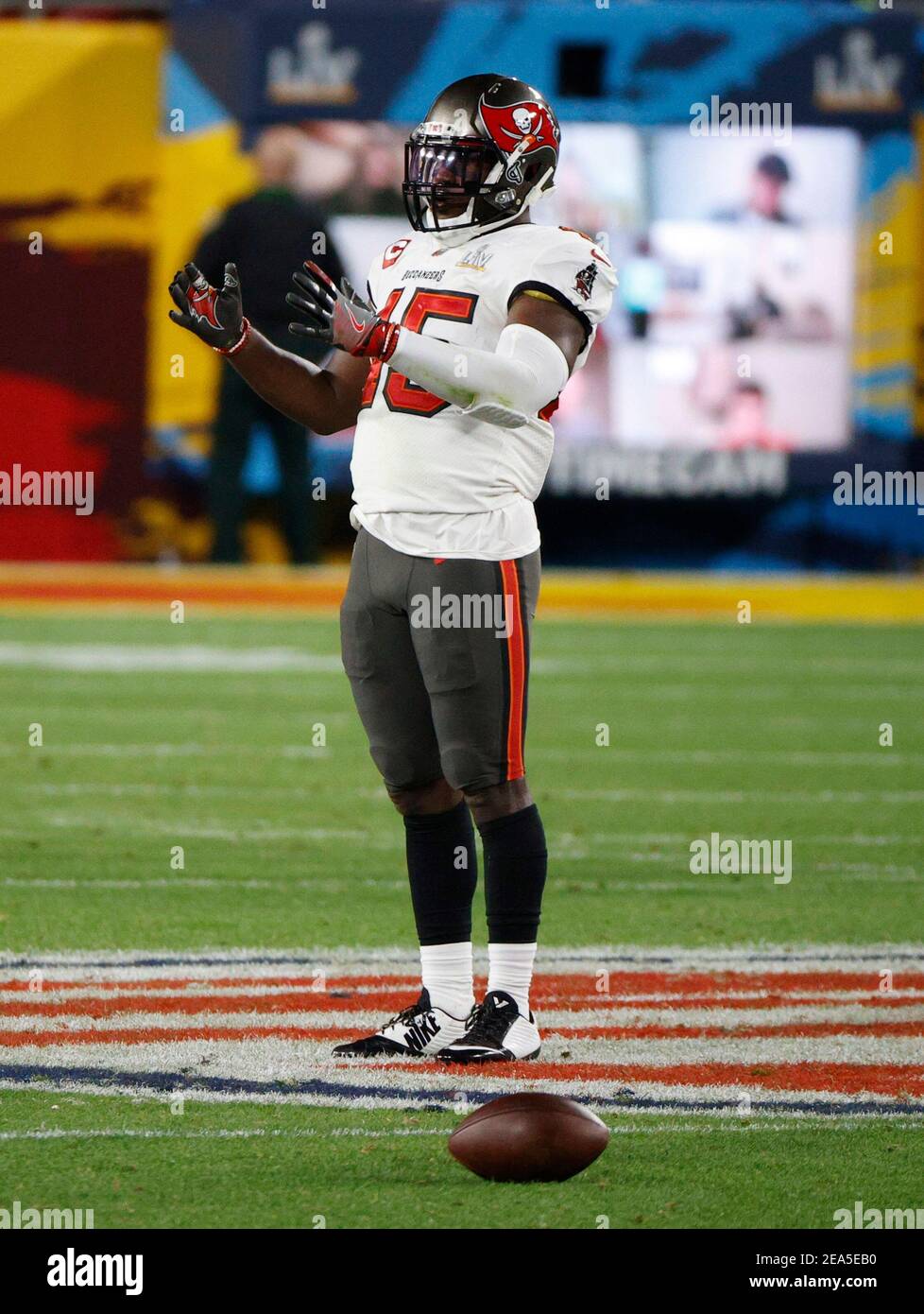 Devin white hi-res stock photography and images - Alamy