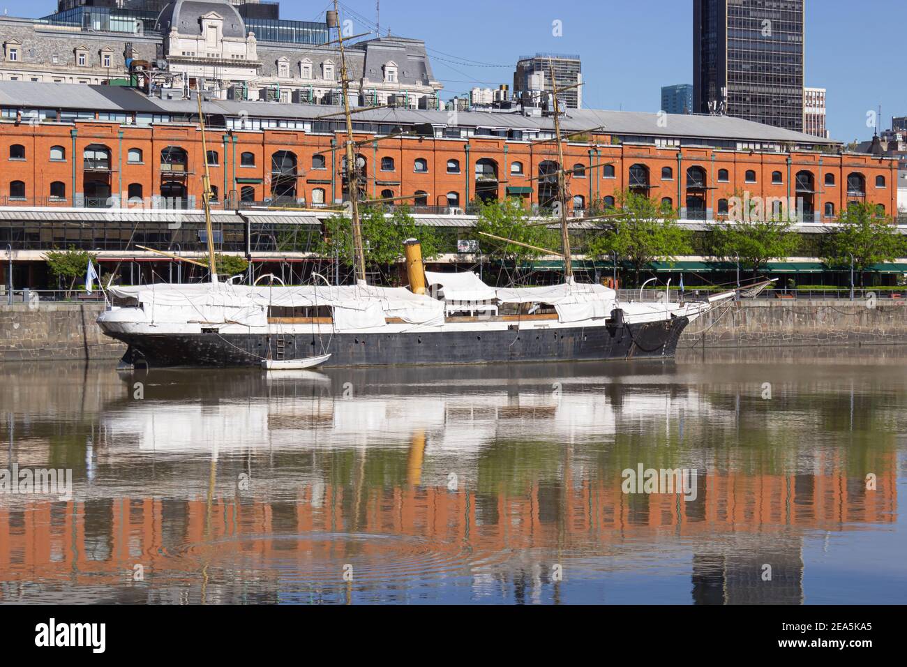 Old ship in the city port Stock Photo - Alamy