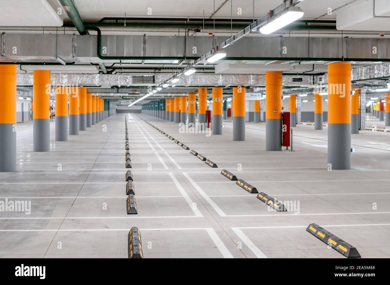 Underground parking indoor hi-res stock photography and images - Alamy