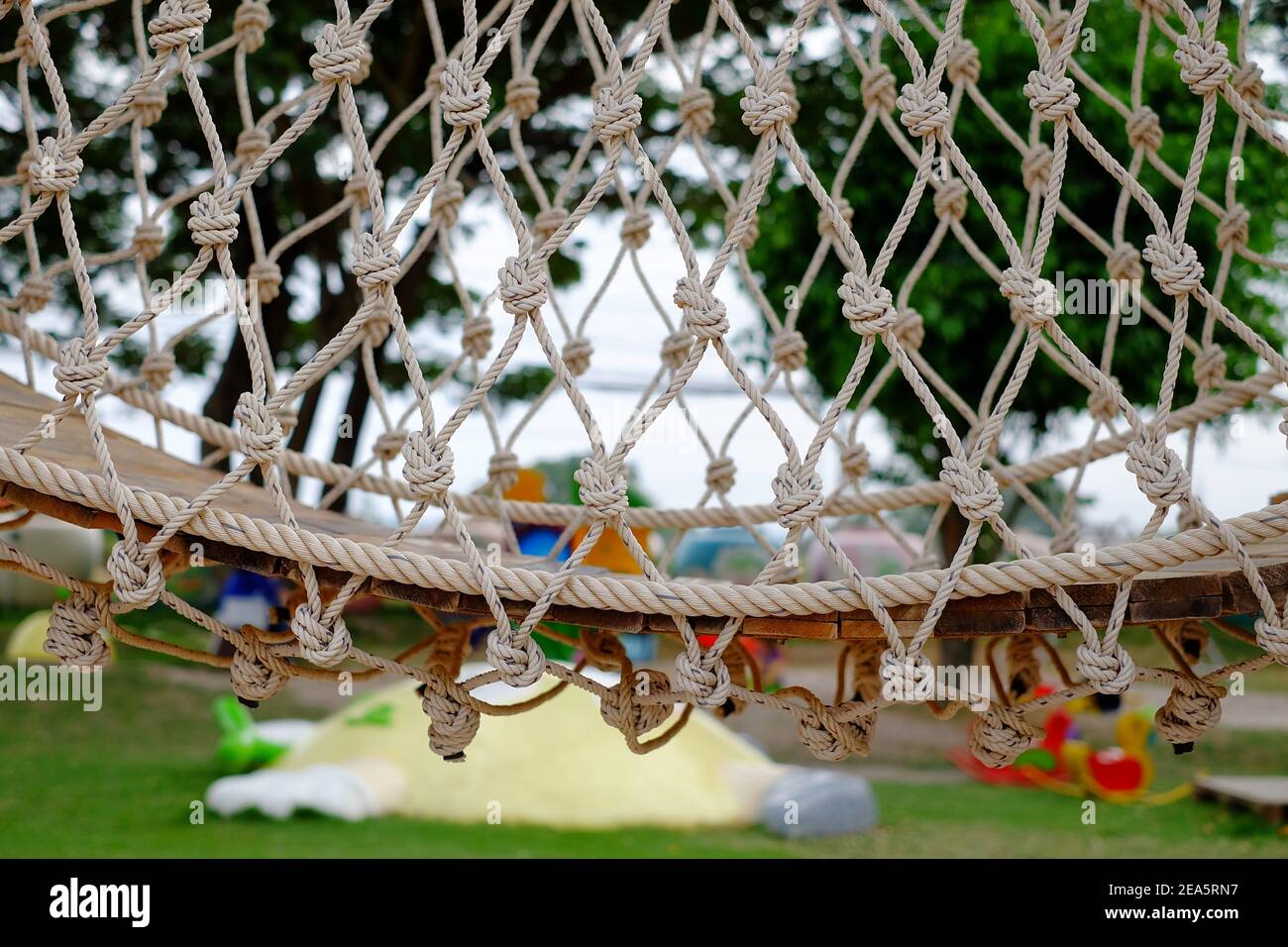 Hanging spring balance hi-res stock photography and images - Alamy