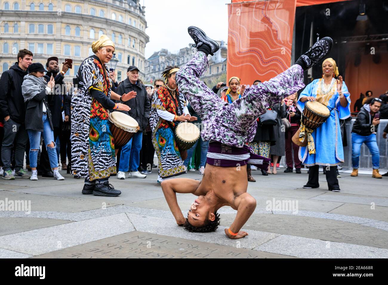 African performance with acrobatic street dance, drumming and dance ...