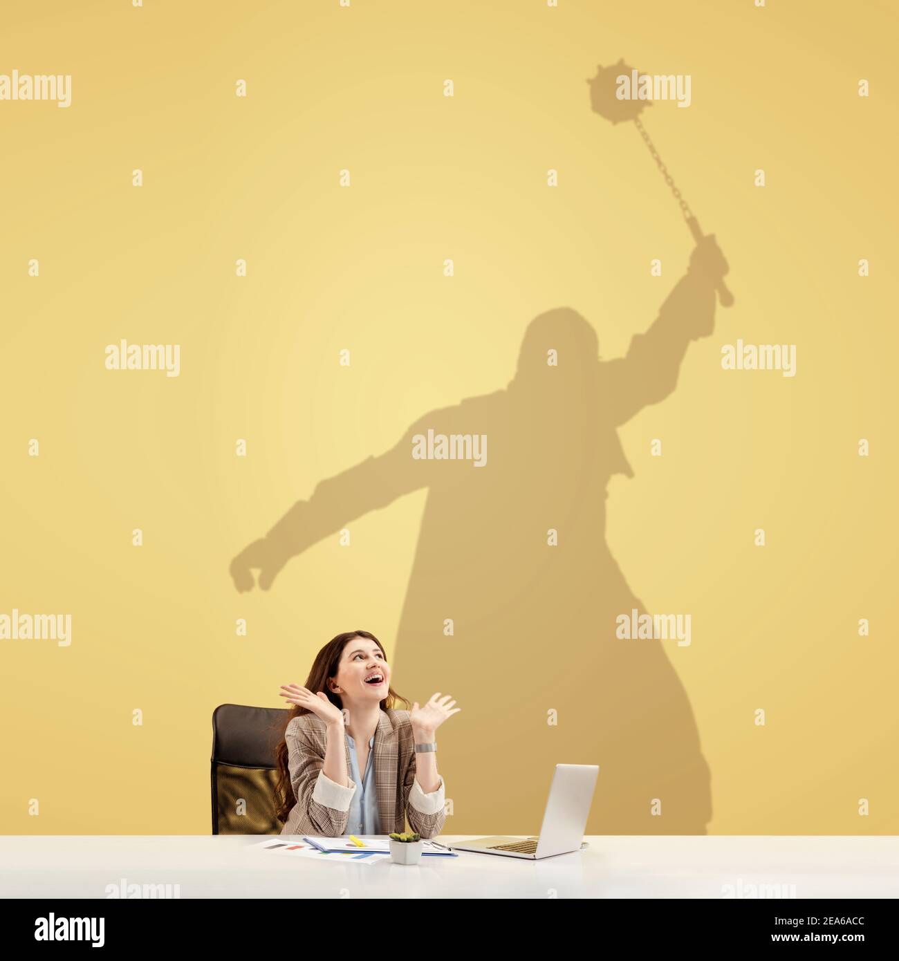 Office shadow hi-res stock photography and images - Alamy