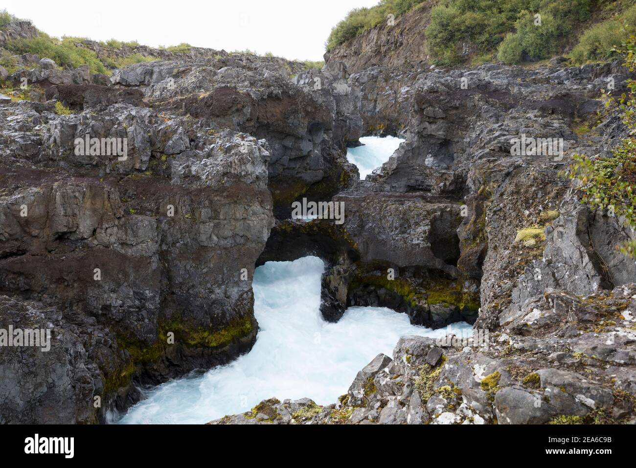 Barnafoss, Wasserfall, Stomschnellen am Fluss Hvítá in der Nähe der ...