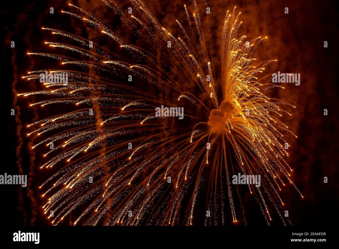Big firework hi-res stock photography and images - Alamy