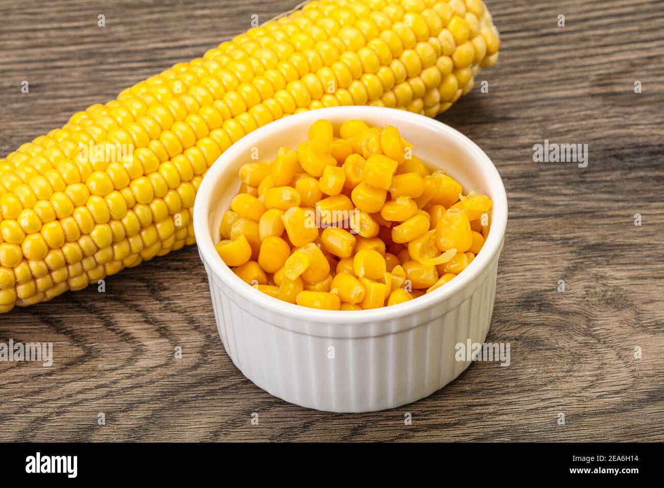Sweet yellow corn grain in the bowl Stock Photo - Alamy