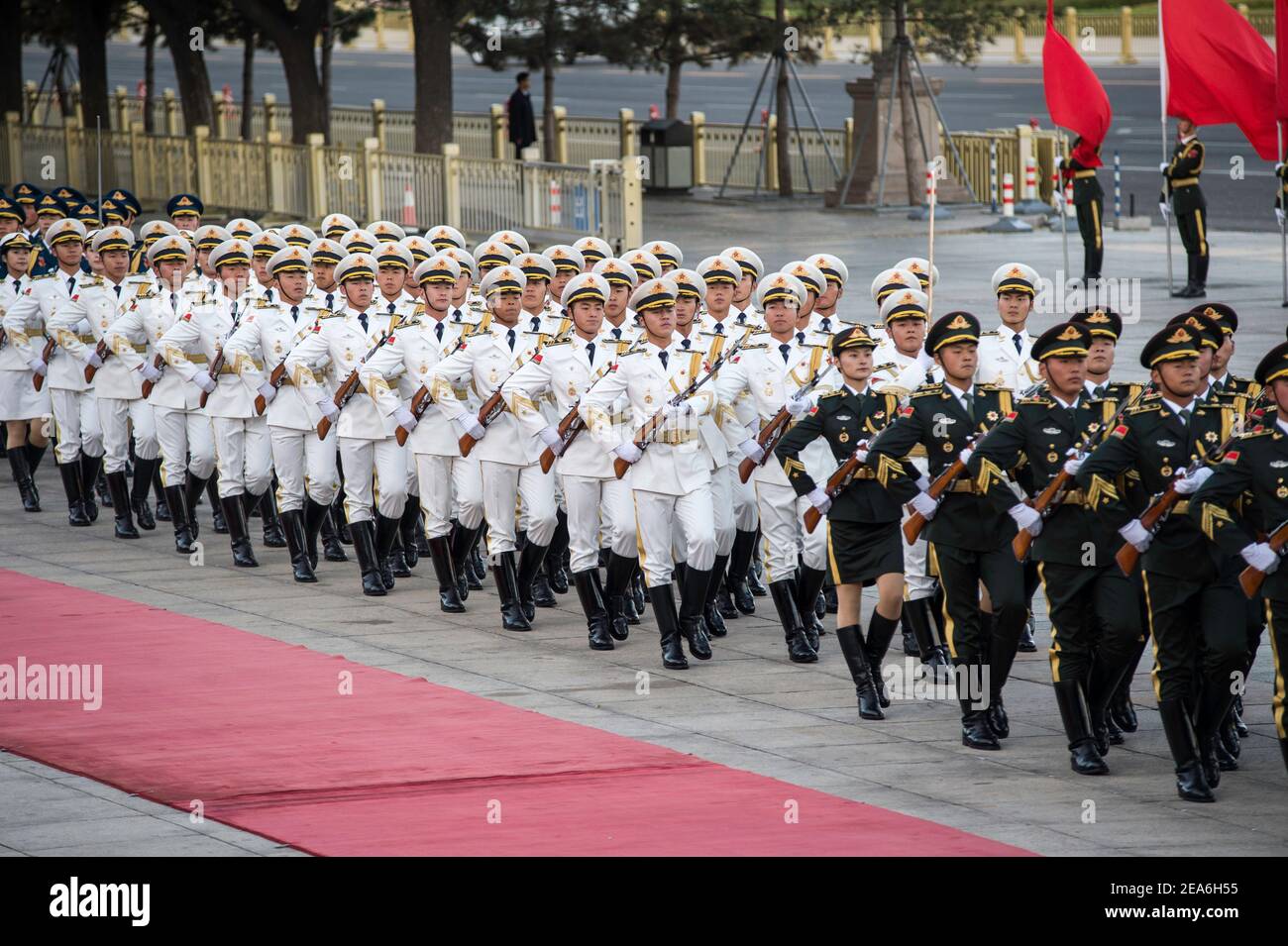 Chinese female military honor guard hi-res stock photography and images ...