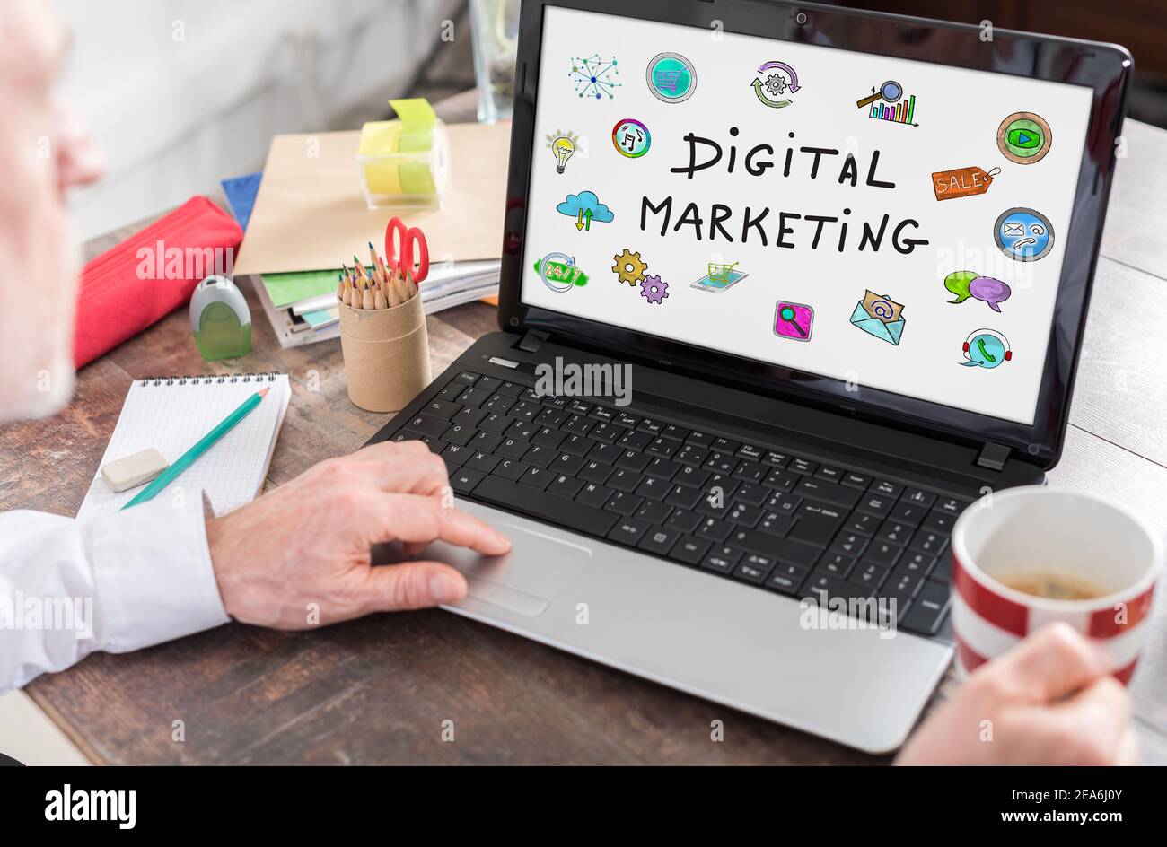 Digital marketing concept shown on a laptop screen Stock Photo - Alamy
