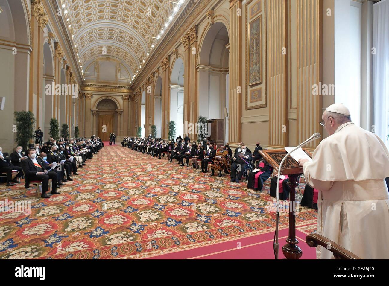 Audience with members of the diplomatic corps hi-res stock photography ...
