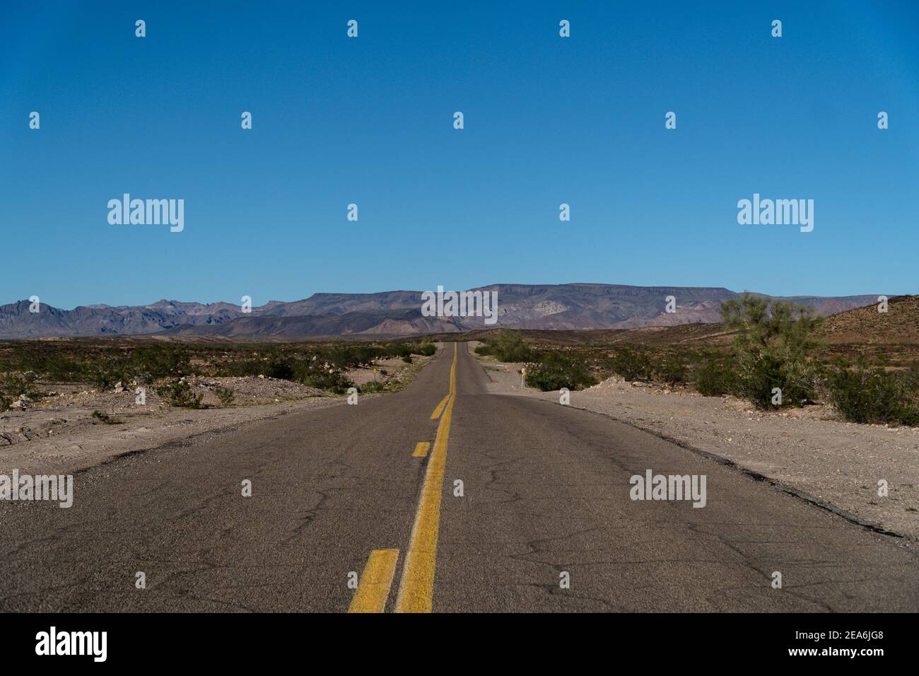Long free highway in a deserted area in Arizona, Route 66 Stock Photo ...