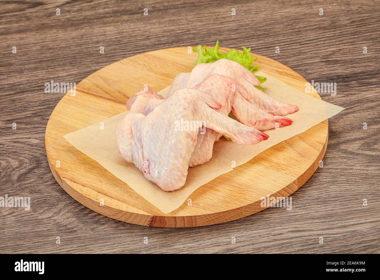 Raw chicken wings ready for cooking Stock Photo - Alamy