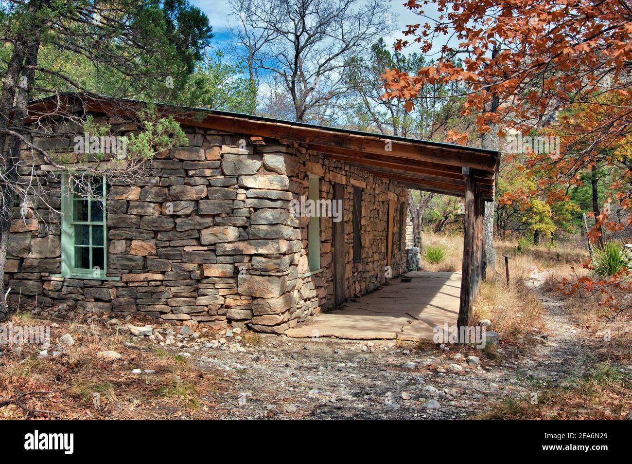 Foliage historic scenic horizontal hi-res stock photography and images ...