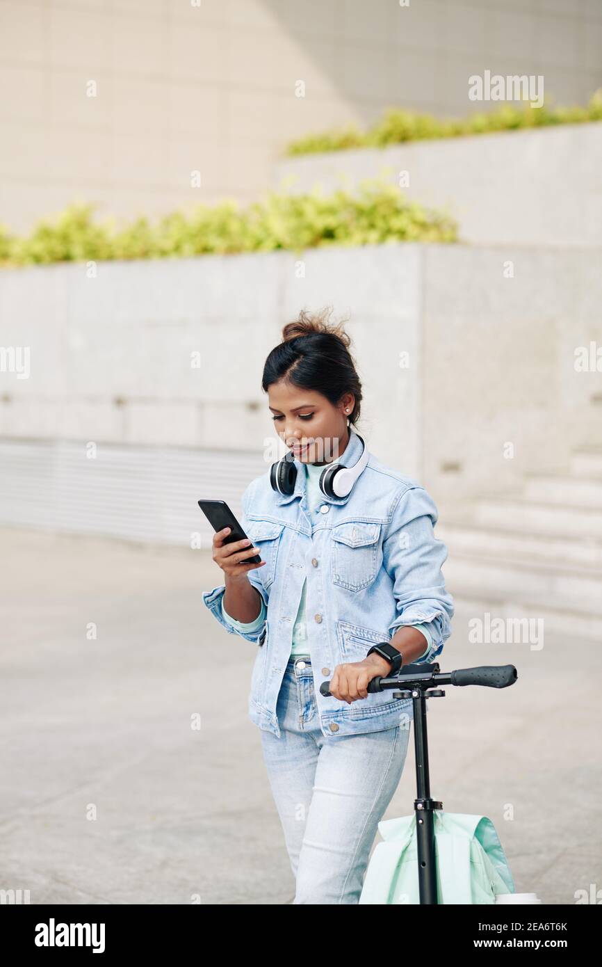 Checking notifications hi-res stock photography and images - Alamy