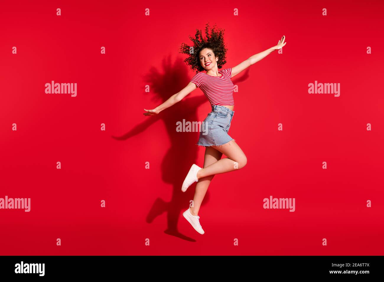 Windy skirt hi-res stock photography and images - Alamy