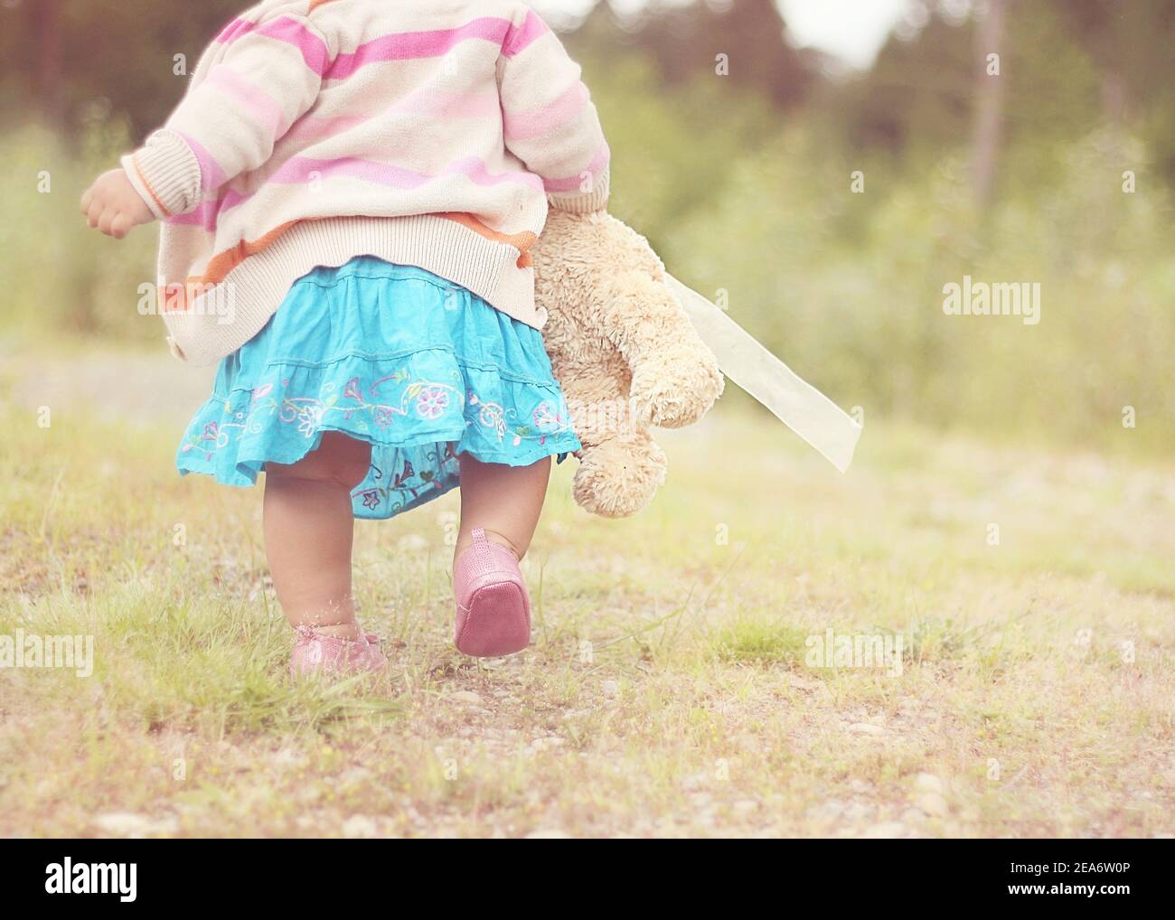 Teddy bear rear view hi-res stock photography and images - Alamy