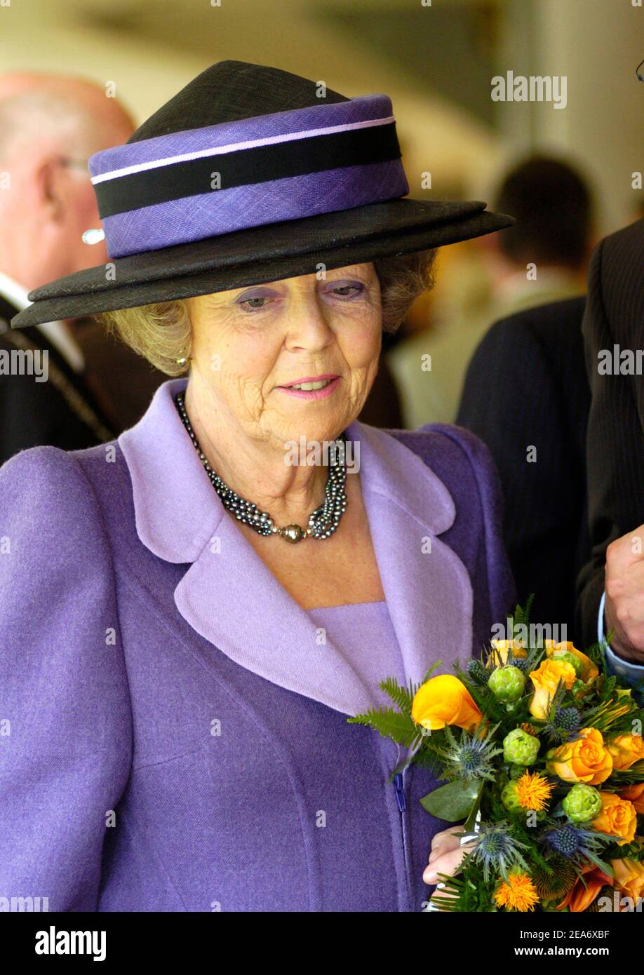 Majesty royal hi-res stock photography and images - Alamy