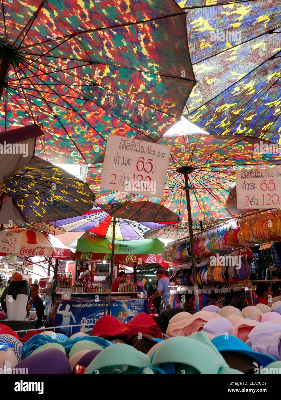 Stall vendor hi-res stock photography and images - Alamy