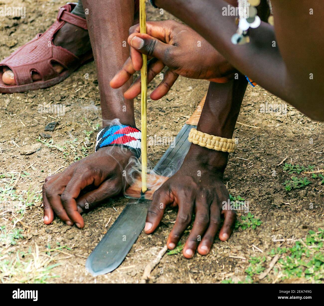Hand drill fire lighting hi-res stock photography and images - Alamy