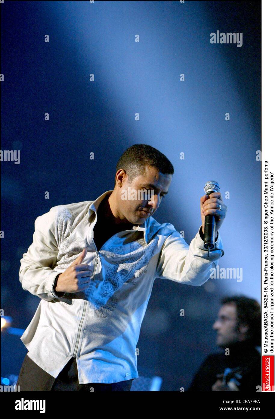 © Mousse/ABACA. 54325-15. Paris-France, 30/12/2003. Singer Cheb Mami ...