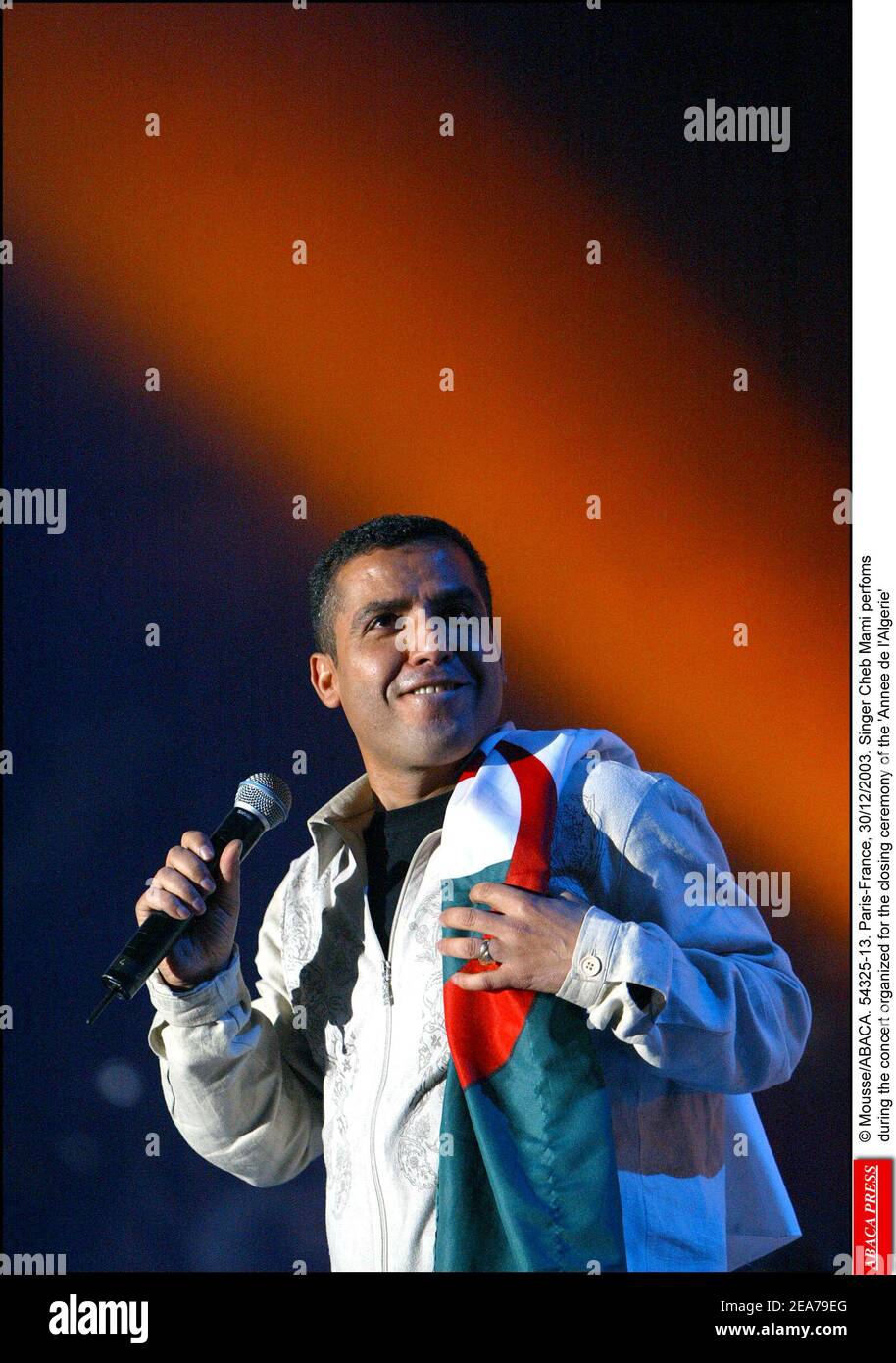 Drapeau algerien hi-res stock photography and images - Alamy