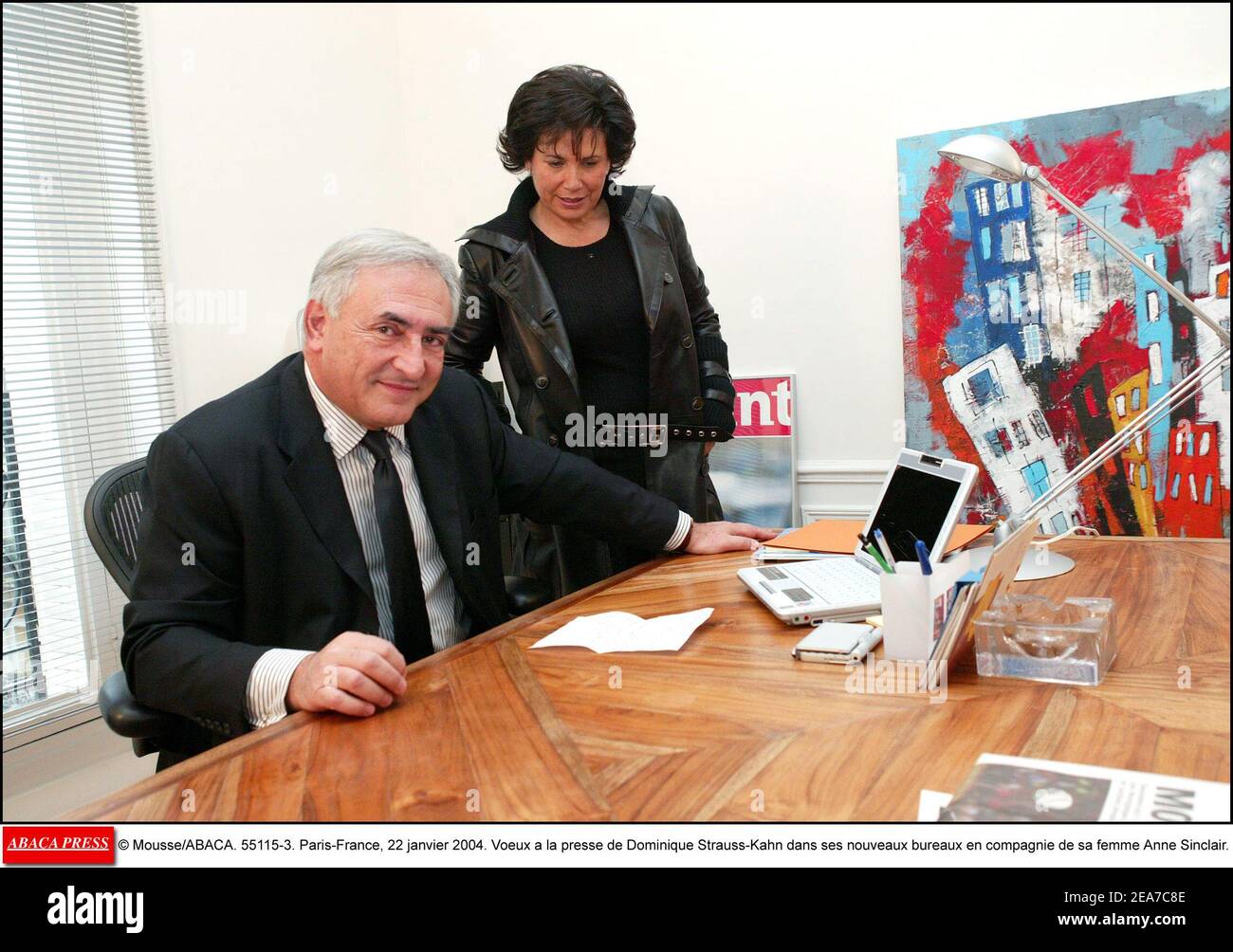 Plan de bureau femme hi-res stock photography and images - Alamy