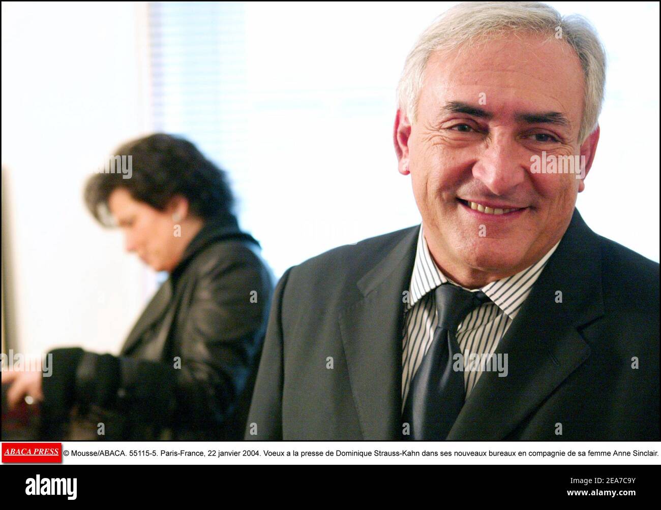 © Mousse/ABACA. 55115-5. Paris-France, 22 janvier 2004. Voeux a la presse de Dominique Strauss ...