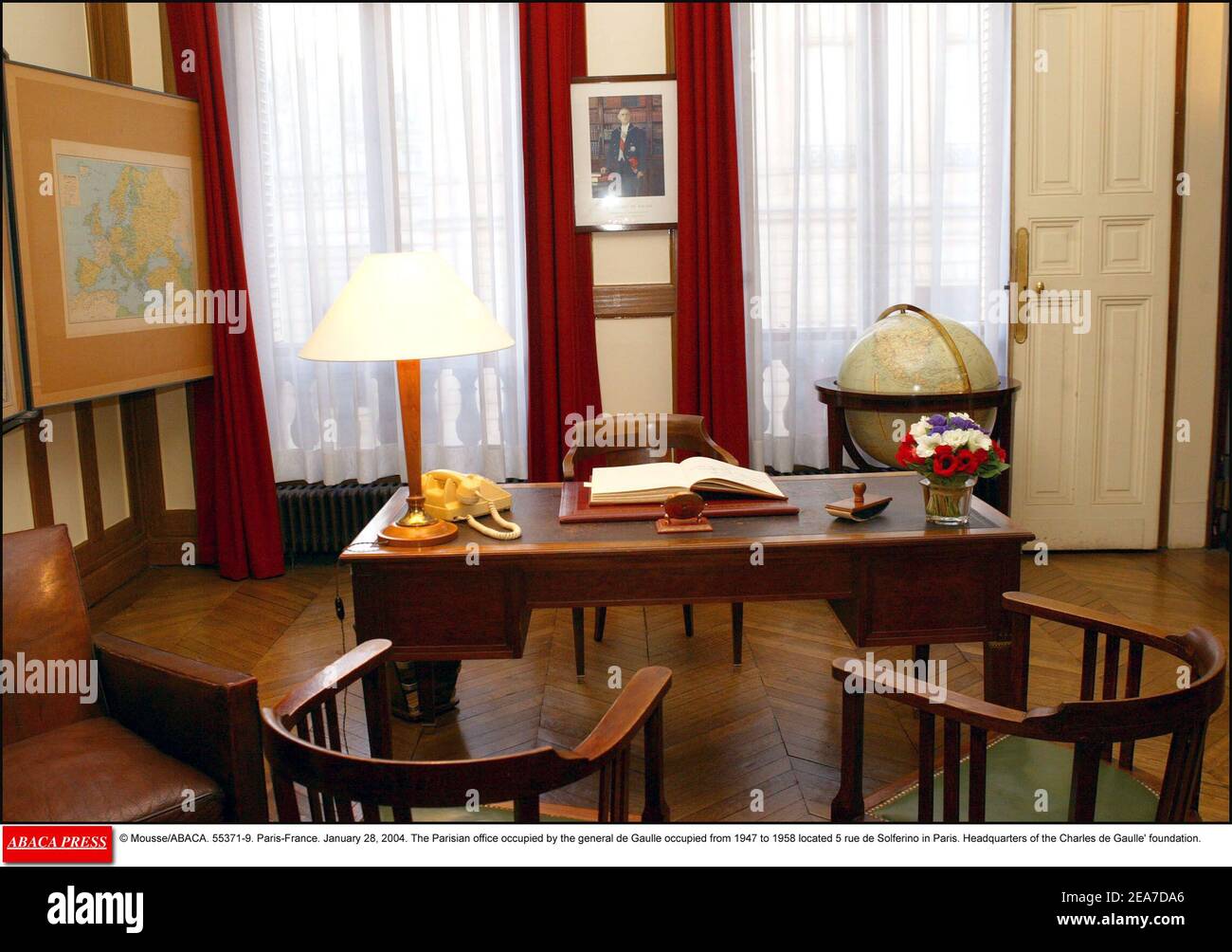 Carte de bureau hi-res stock photography and images - Alamy