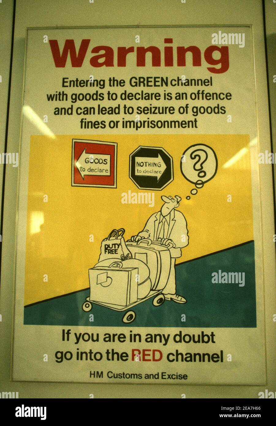 Customs & Excise advice poster for choosing Green or Red Channel ...