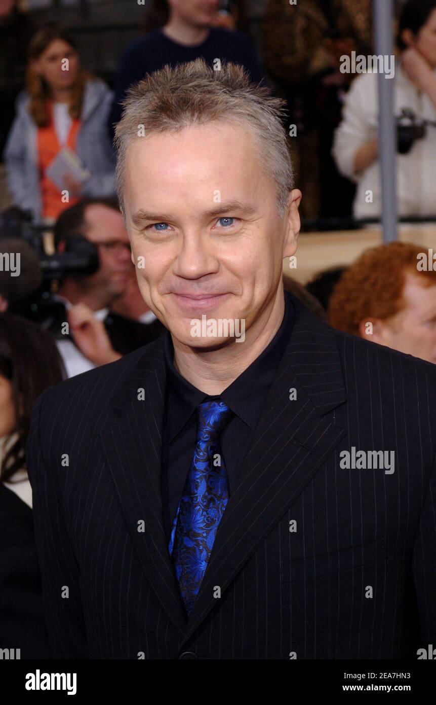 Tim Robbins arriving at the 2004 Screen Actor's Guild Awards held at ...