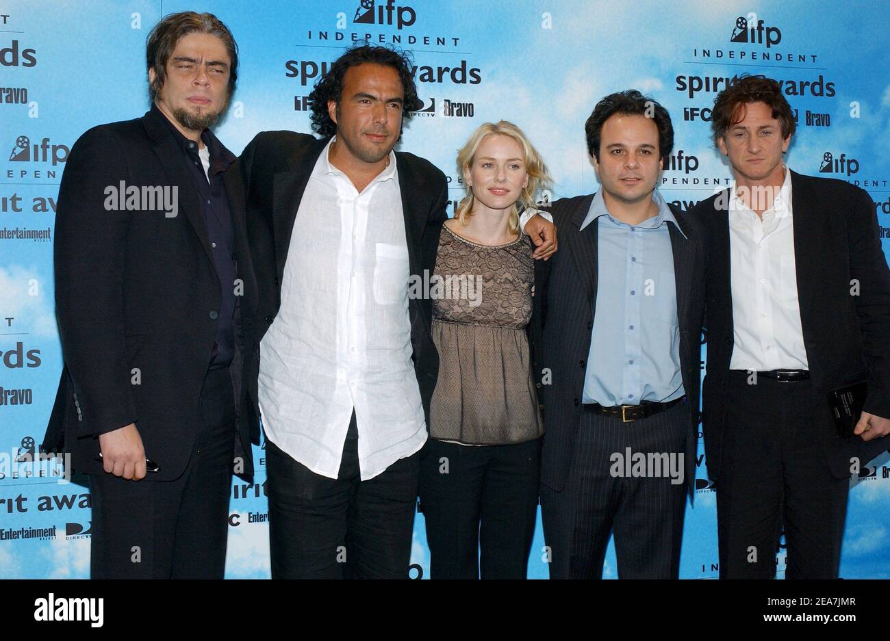 The Cast of 21 Grams Benicio Del Toro, Director, Alejandro GonzÀlez ...