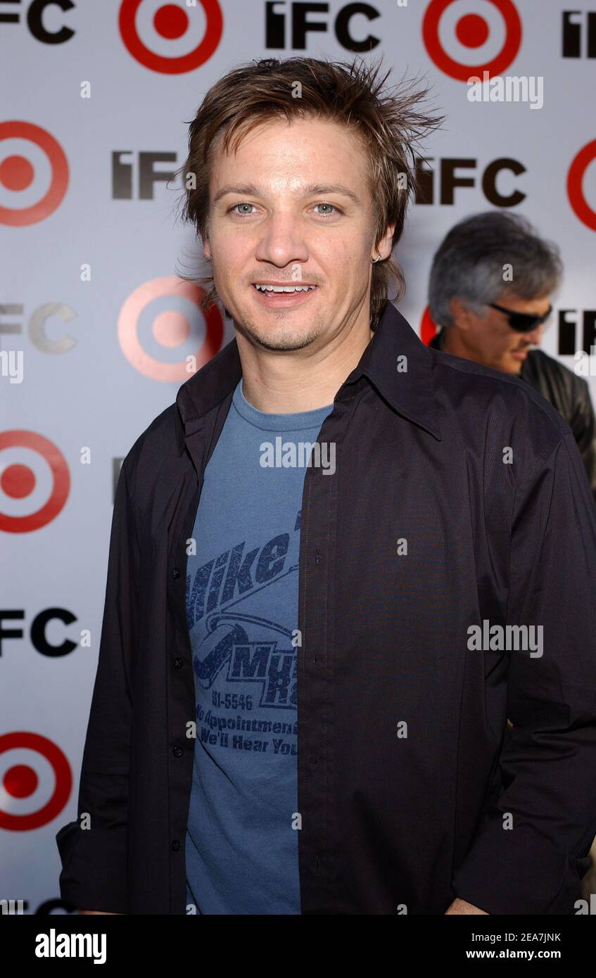 Jeremy Renner arrives at the IFC/Target Independent Spirit Awards After ...