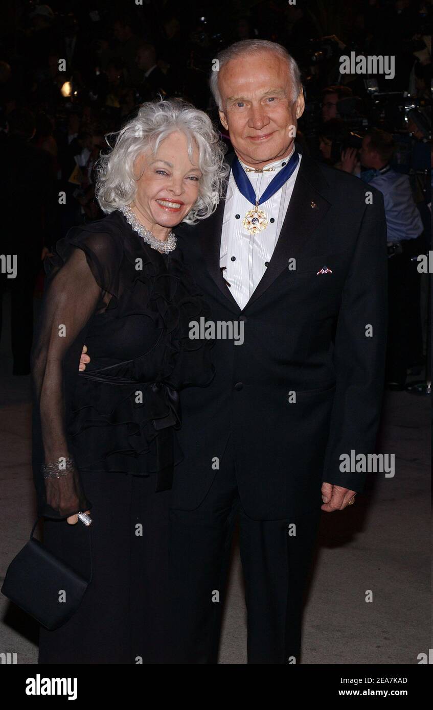 Buzz Aldrin and wife Lois attend the Vanity Fair Post Oscars Party at ...