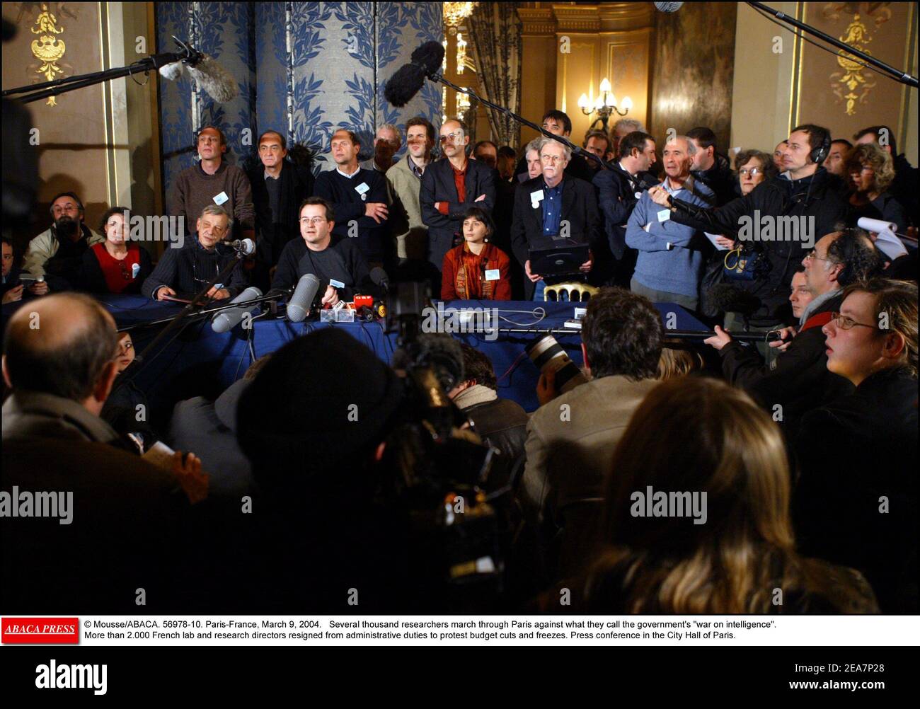 Presse scientifique hi-res stock photography and images - Alamy