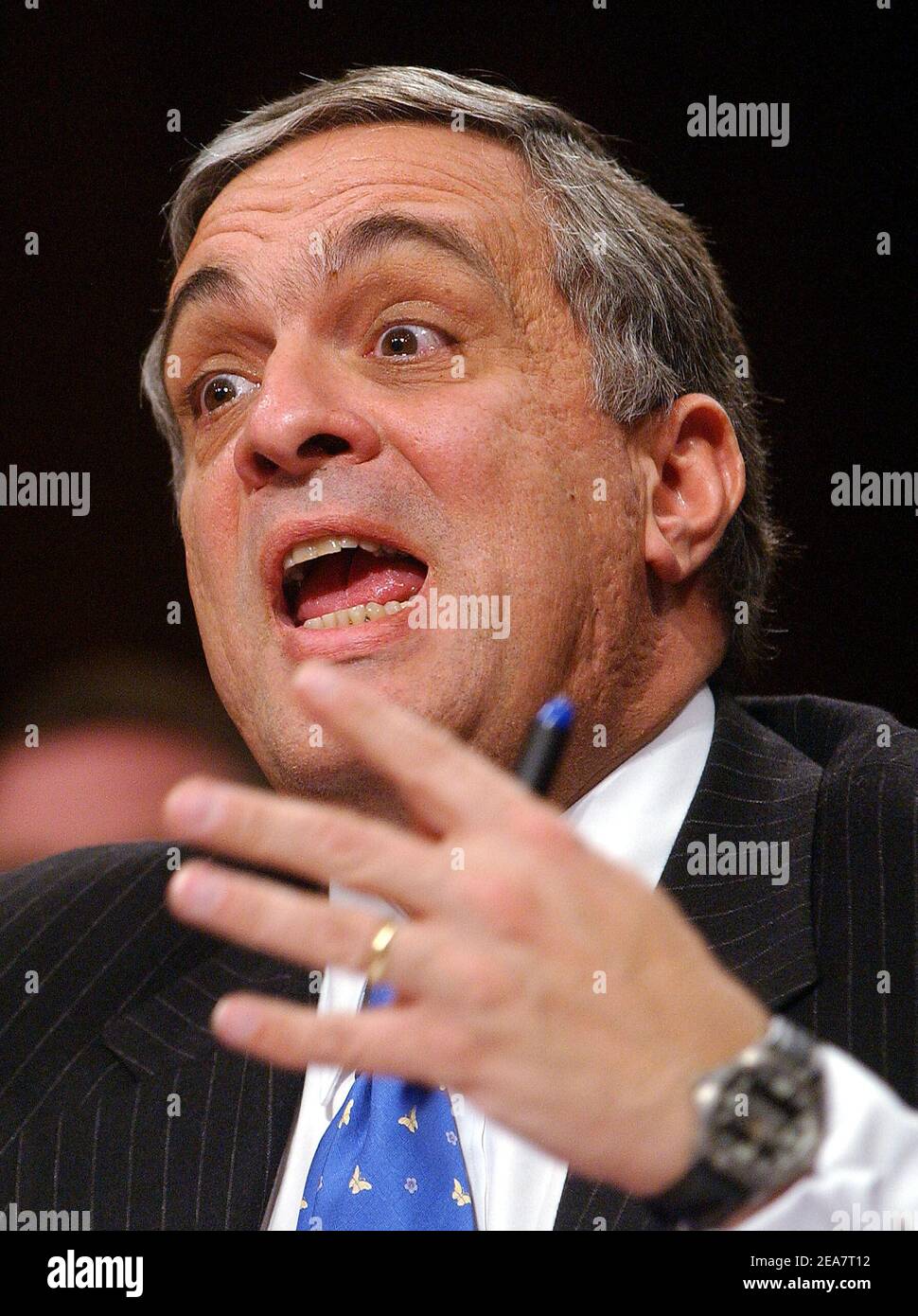 Director george tenet hi-res stock photography and images - Alamy