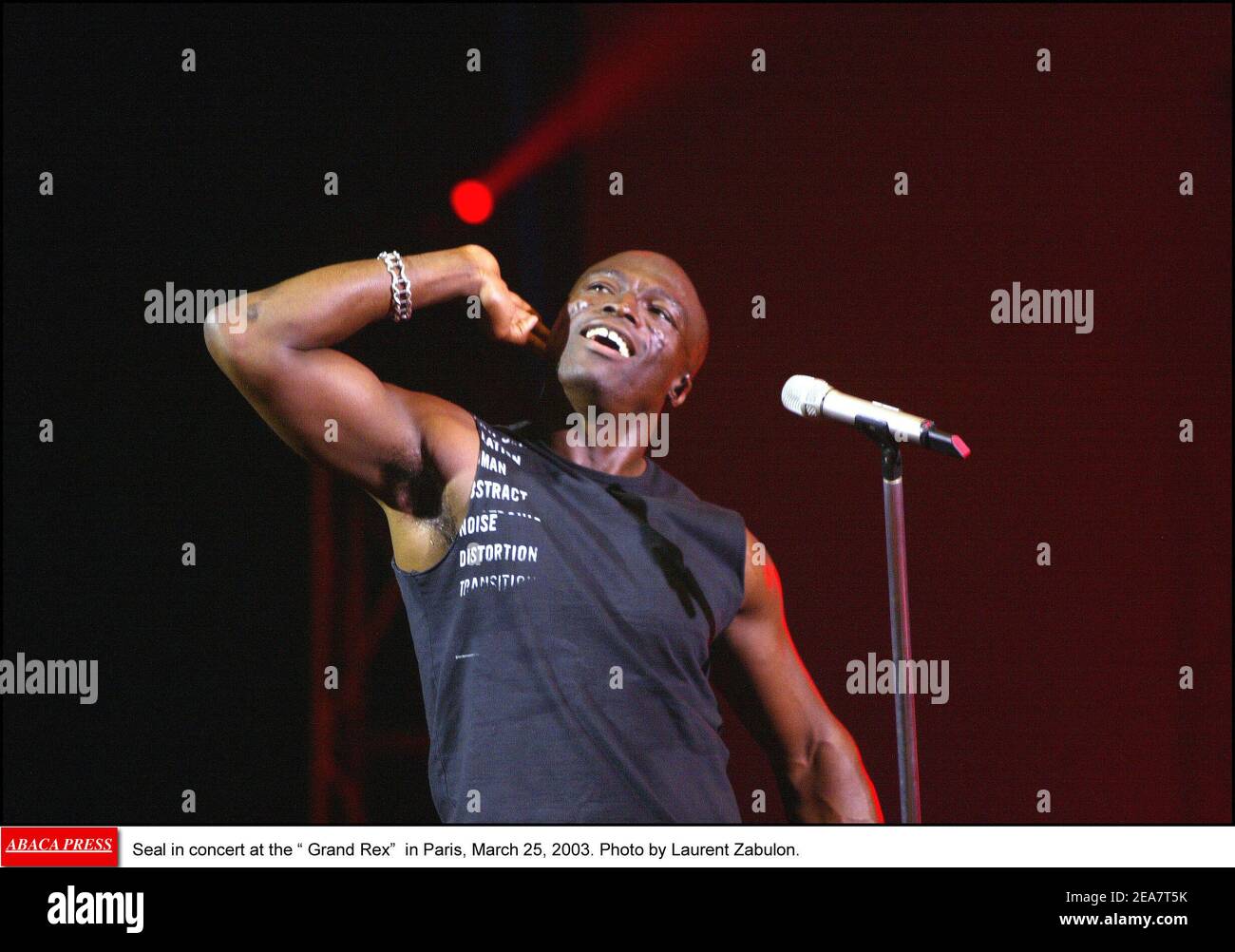 Seal in concert hi-res stock photography and images - Alamy