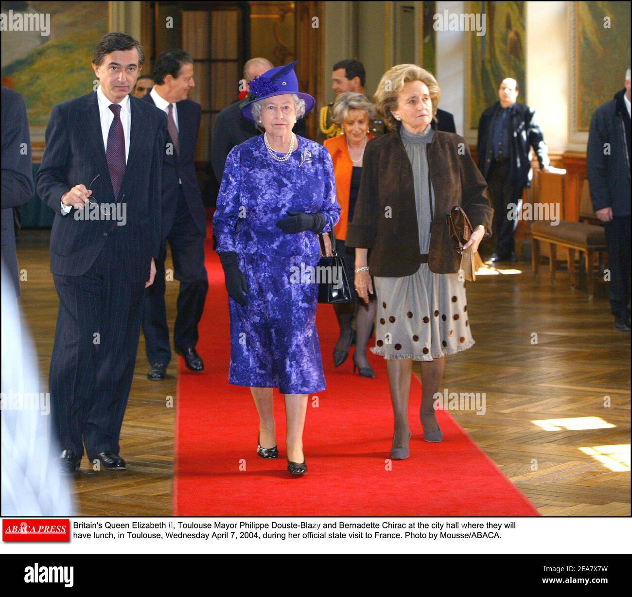 Britain's Queen Elizabeth II, Toulouse Mayor Philippe Douste-Blazy and ...