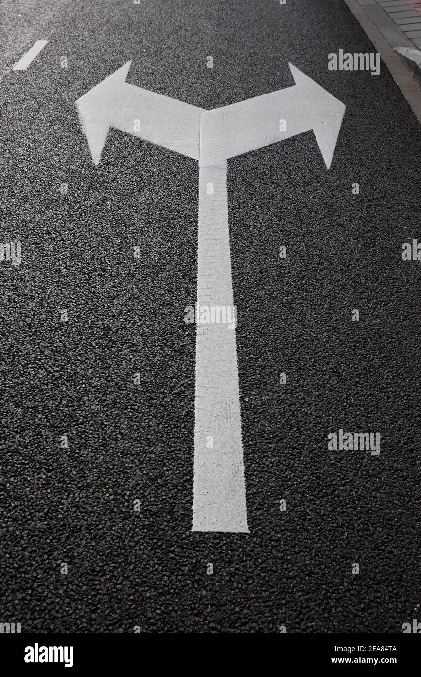 Pointing out the direction hi-res stock photography and images - Alamy