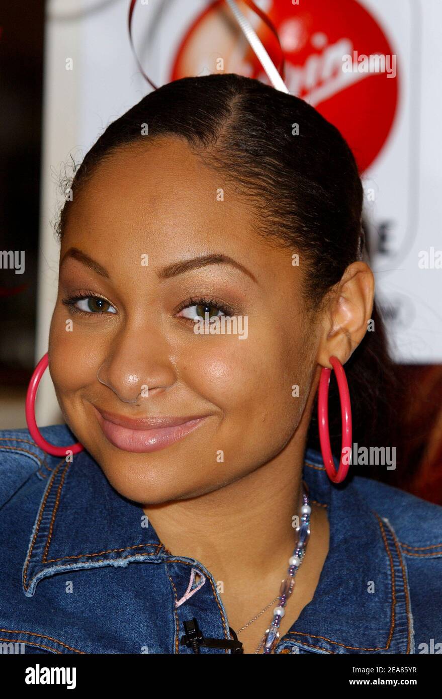 Television hit series hi-res stock photography and images - Alamy